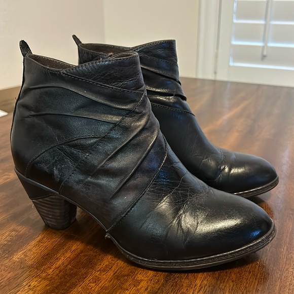 L. ARTISTE BY SPRING STEP | Shoes | L Artiste Ankle Boot By Spring Step ...
